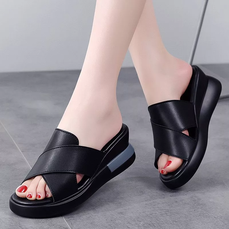 CURIOUS SANDALS – belanja-happy.com
